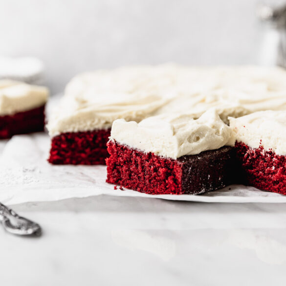 Queque marmoleado de red velvet - Cravings Journal