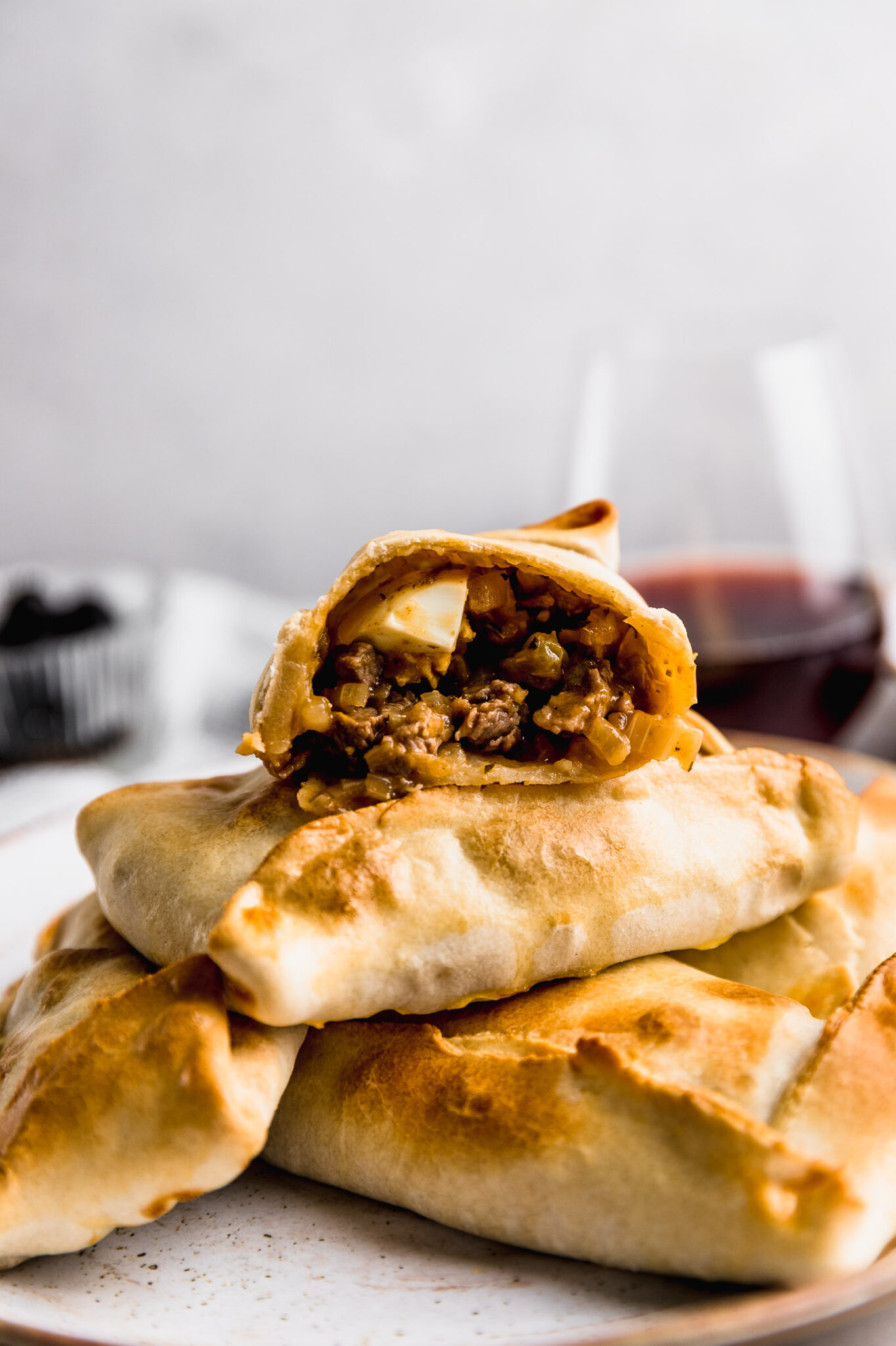 Empanadas chilenas de carne (empanadas de pino) - Cravings Journal
