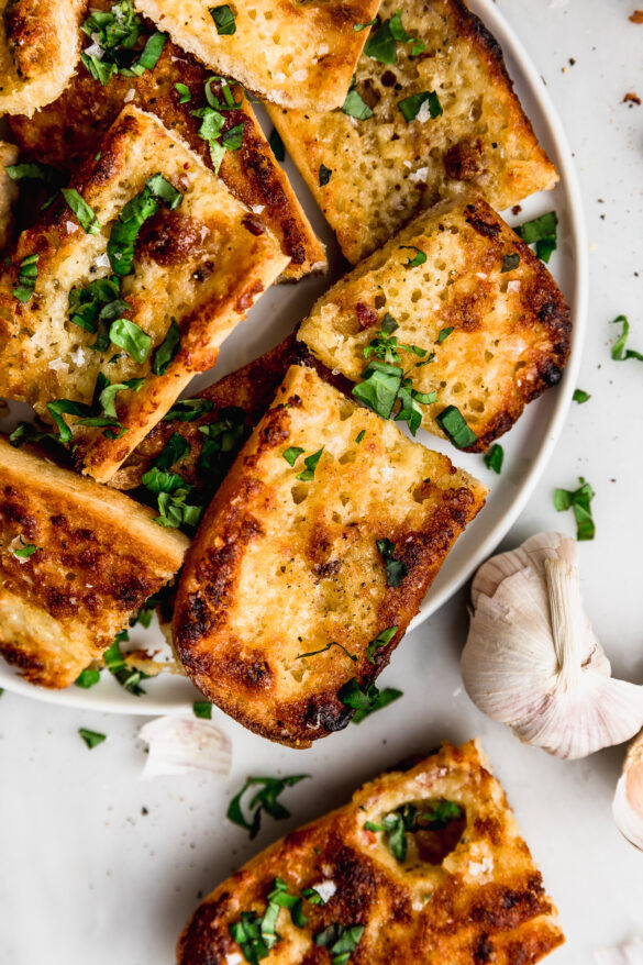 Pan al ajo épico - Cravings Journal