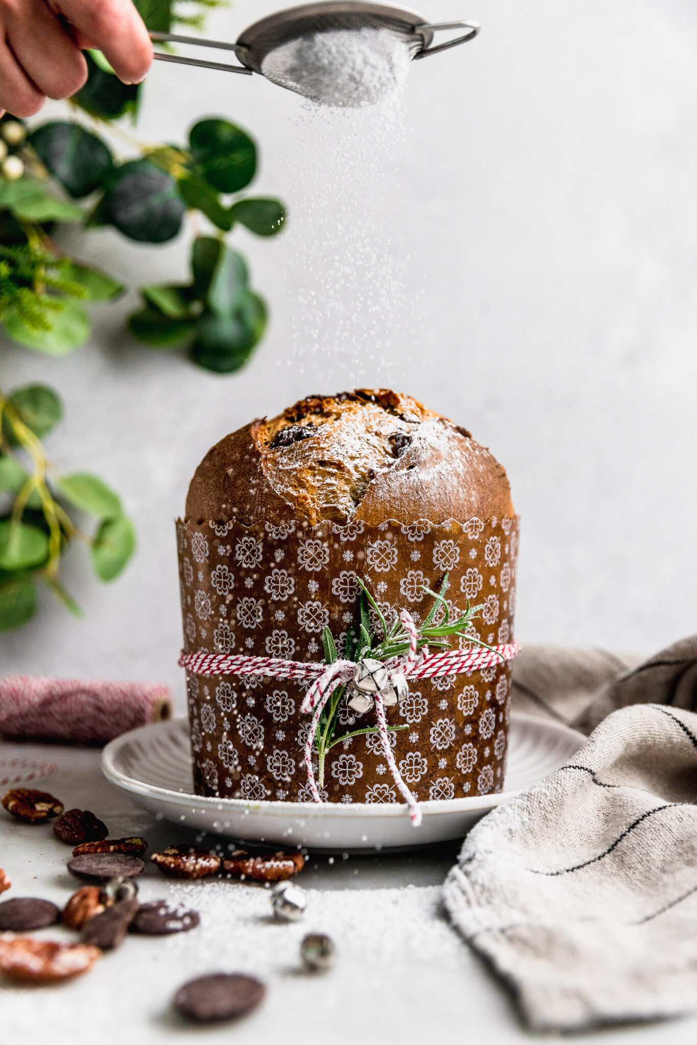 Panettone / Panetón de chocolate y pecanas - Cravings Journal