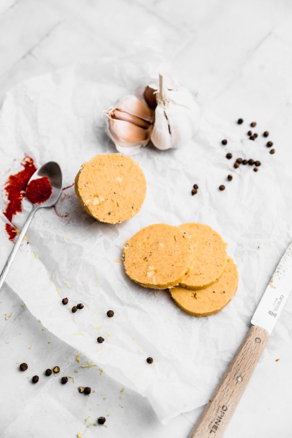 Mantequilla compuesta con ajo, limón, paprika - Cravings Journal