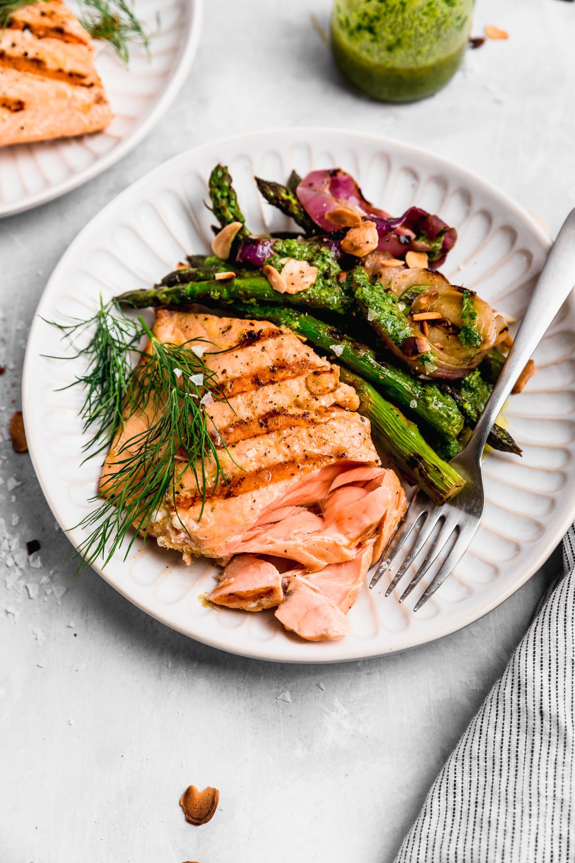 Salmón a la parrilla - Cravings Journal