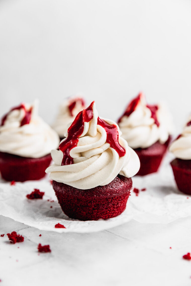 Cupcakes de red velvet (Halloween) - Cravings Journal