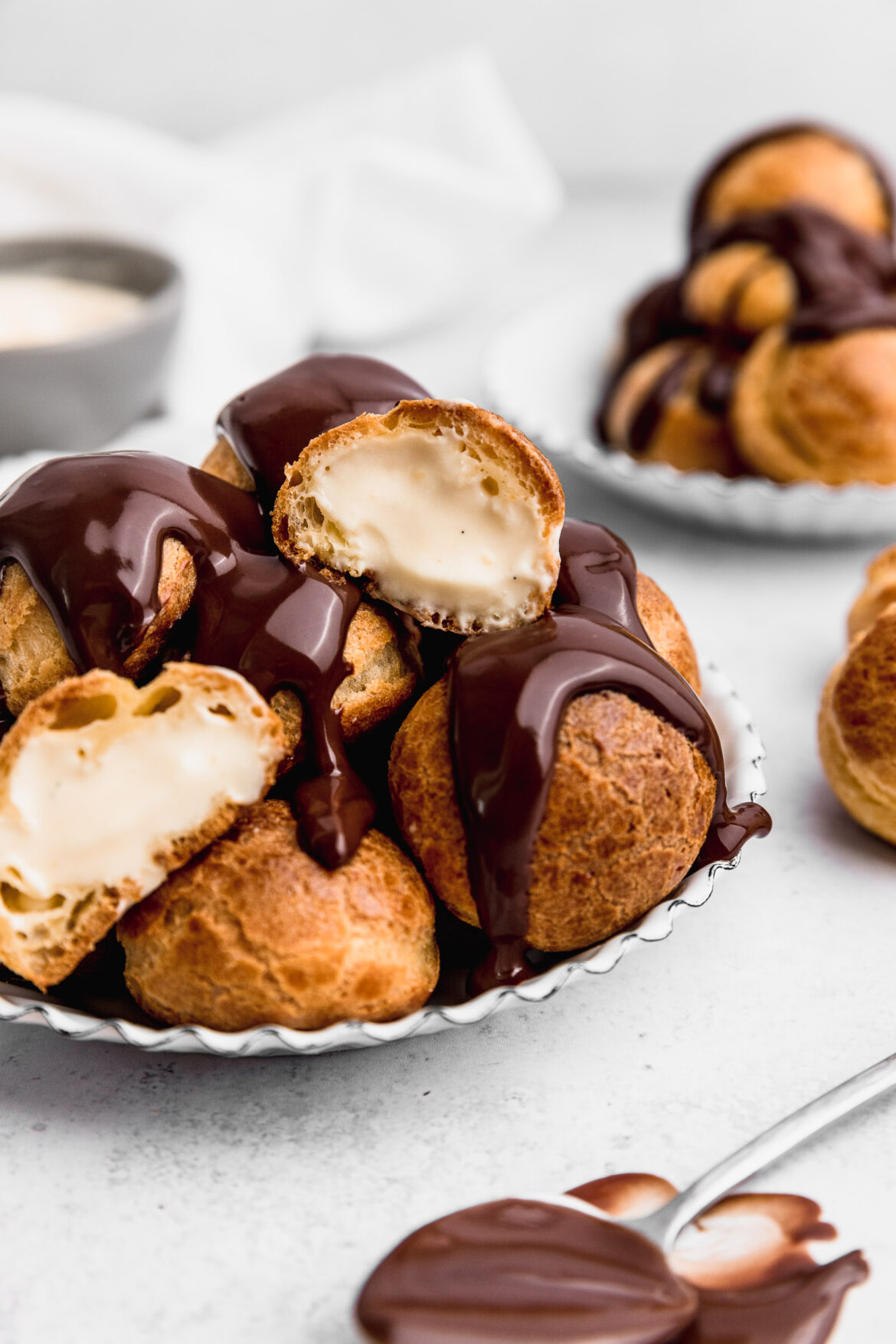 Profiteroles con salsa de chocolate (muchos tips) - Cravings Journal
