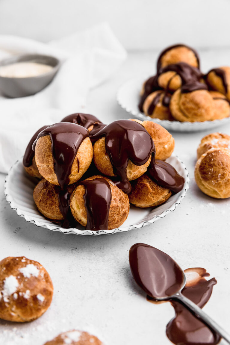 Profiteroles con salsa de chocolate (muchos tips) - Cravings Journal