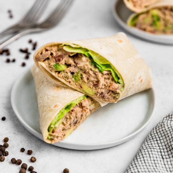 Wrap de atún con salsa chipotle - Cravings Journal