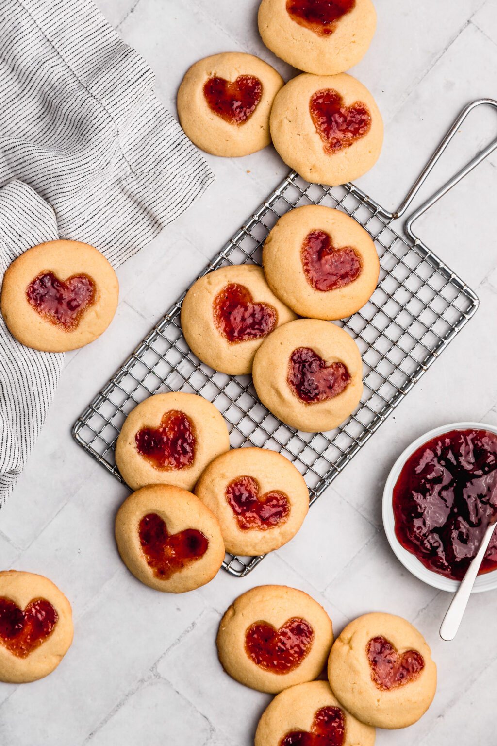 Galletas de Corazón de Mermelada "Thumbprint" - Cravings Journal
