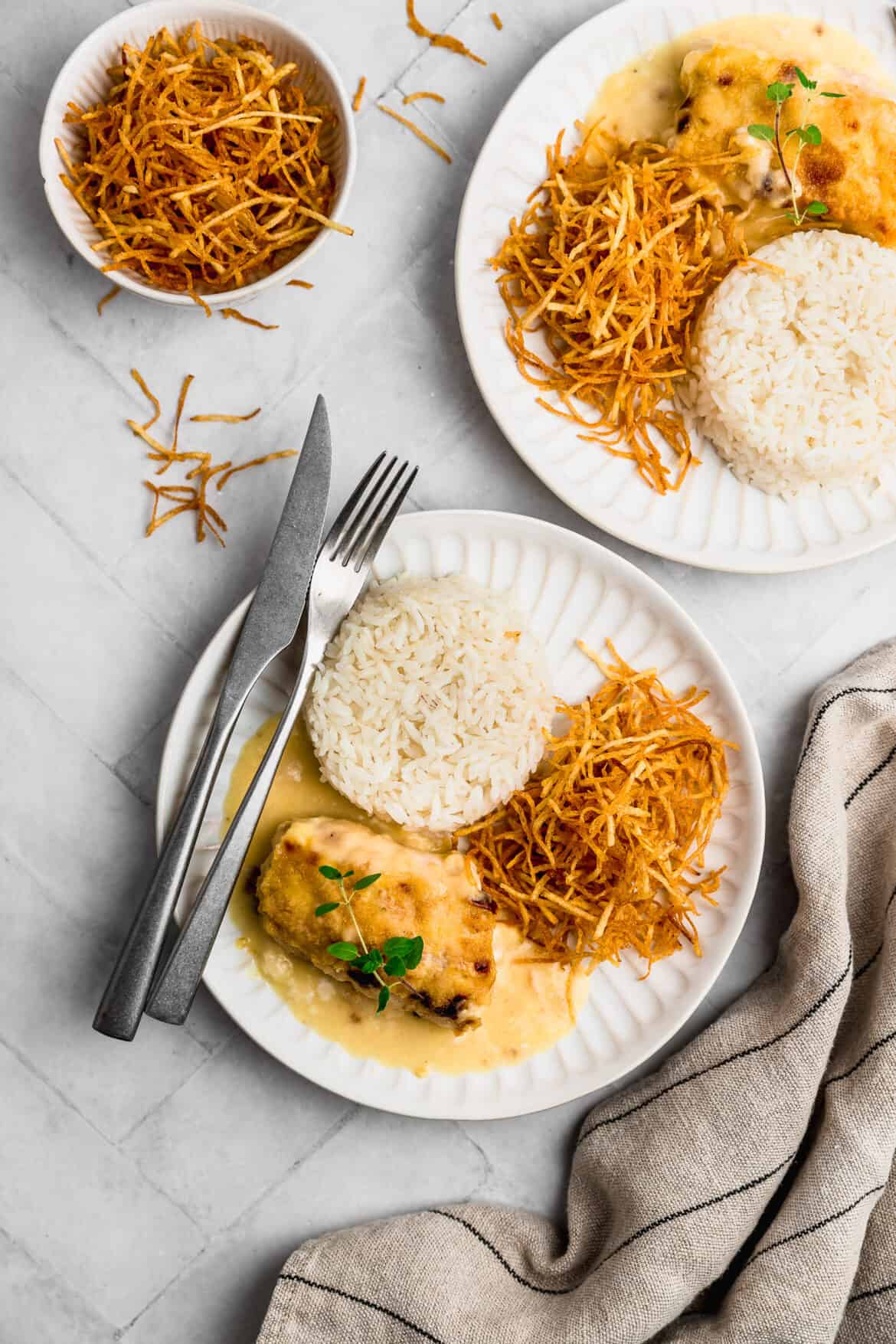 Pollo a la mostaza con papas al hilo y arroz - Cravings Journal