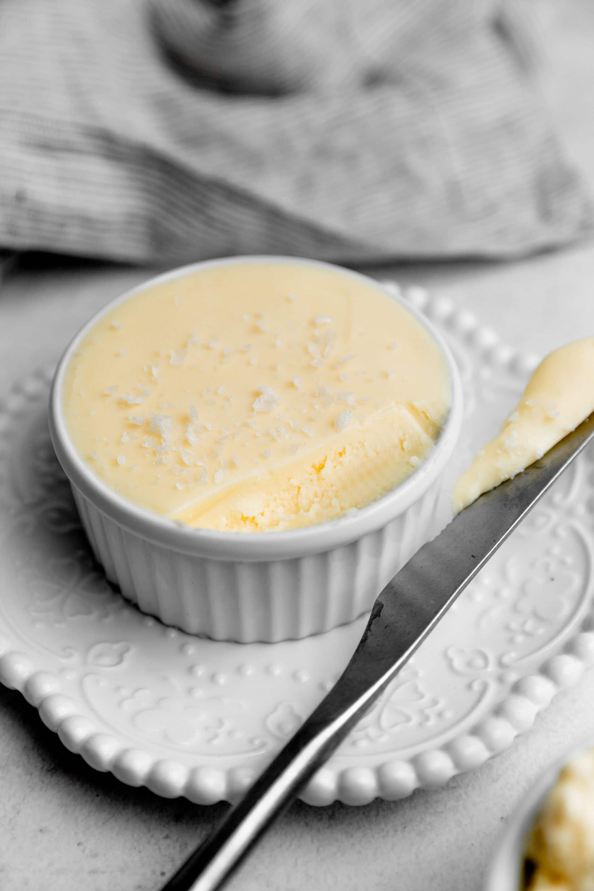 Mantequilla casera (1 ingrediente) - Cravings Journal